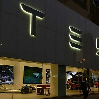 Tesla 2022 Models: Specs, Trims, Prices & More | dubizzle