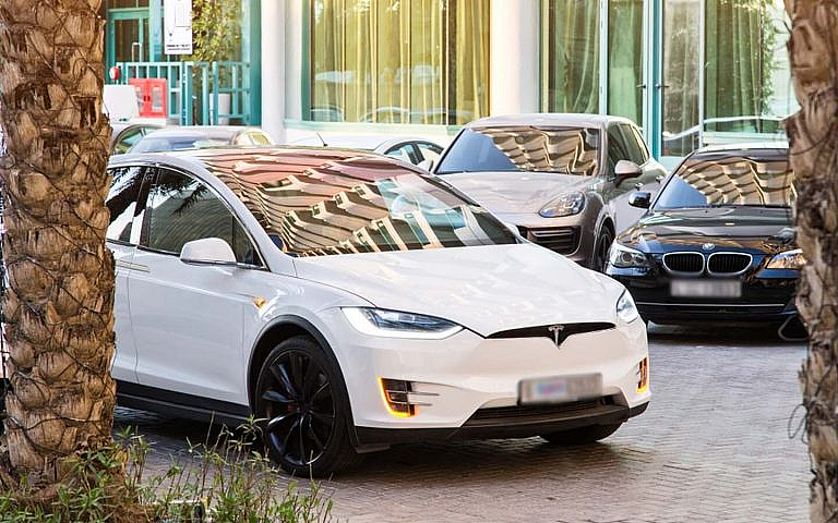 All about Tesla Showroom in Dubai – UAE’s leading autos blog | dubizzle ...