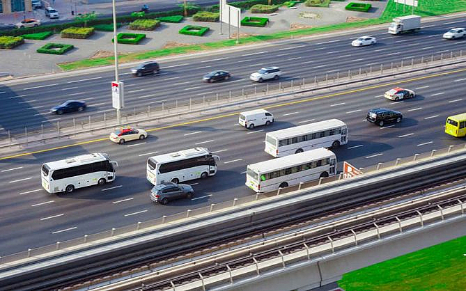 Safety Tips for Driving Around Heavy Vehicles & Trucks | dubizzle