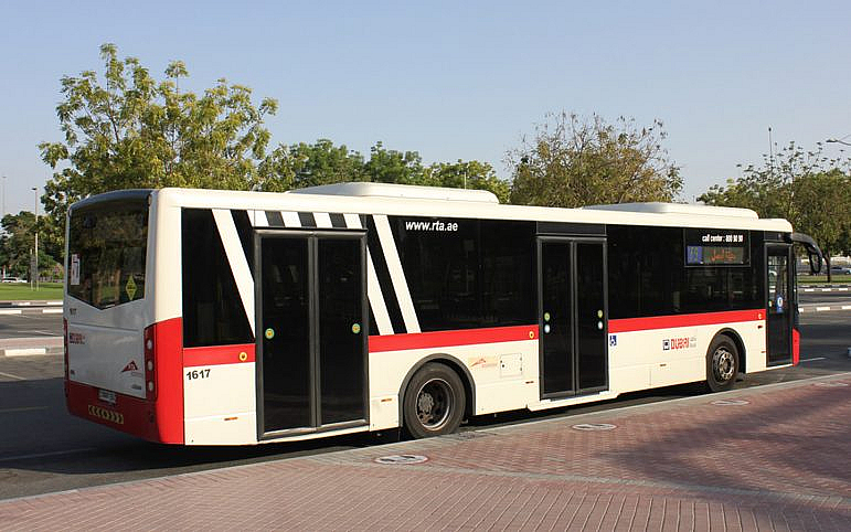 Safety Tips for Driving Around Heavy Vehicles & Trucks | dubizzle