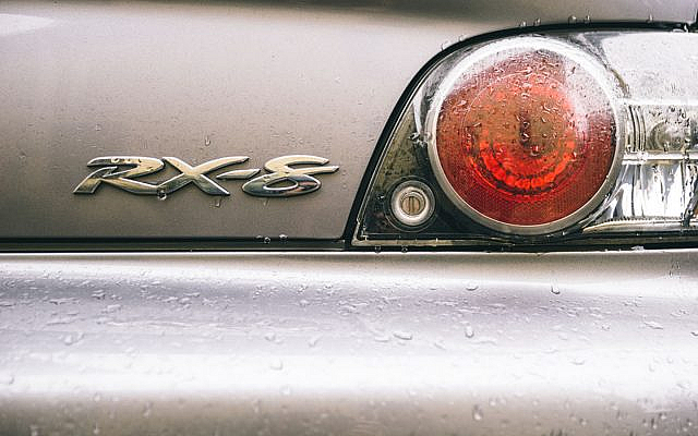 Rotary Engine vs Piston Engine in Cars: Benefits, Comparison & More ...