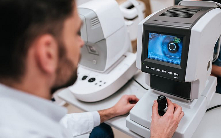 RTA Eye Test Centres: Al Jaber,Yateem Opticians & More | dubizzle