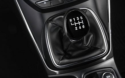 Easily Learn to Drive a Manual Car: Steps, Gear Functions & More | dubizzle