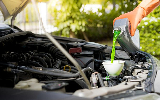 Identify Car Fluid Leaks with Colours: Coolant, Oil & More | dubizzle