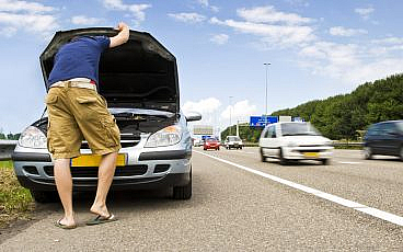 Hard Shoulder Driving Rules and Regulations in the UAE | dubizzle