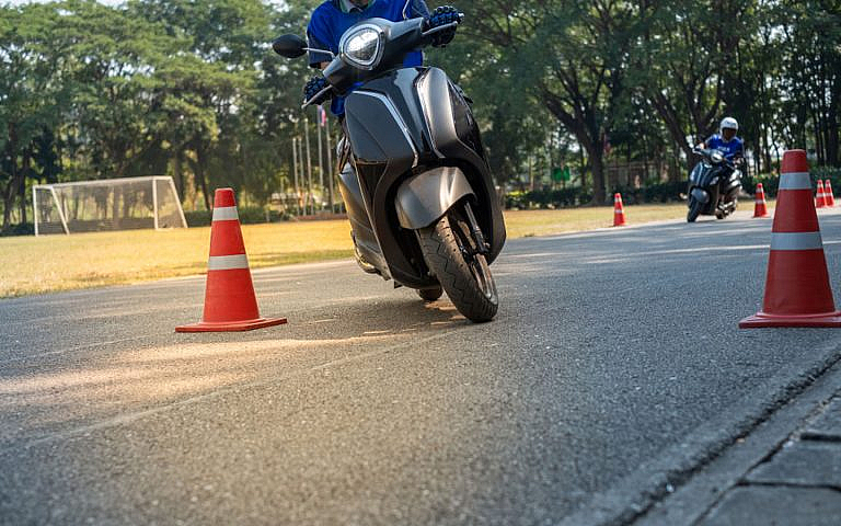 Excellence Driving School in Dubai: Fees, Location & More | dubizzle