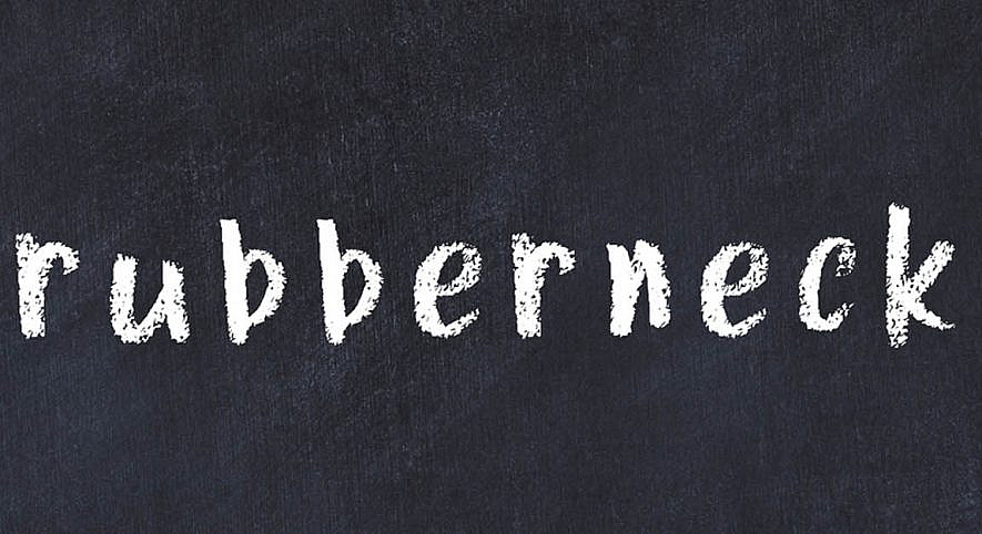 Rubbernecking: Causes, Control, Fines & More | dubizzle