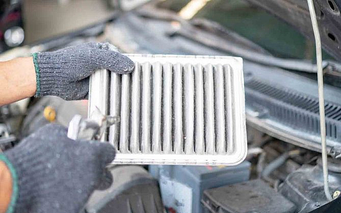 How to Change a Car's Air Filter: Steps, FAQs & More | dubizzle