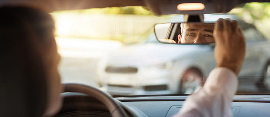 How to Adjust Car Mirrors for Maximum Visibility | dubizzle