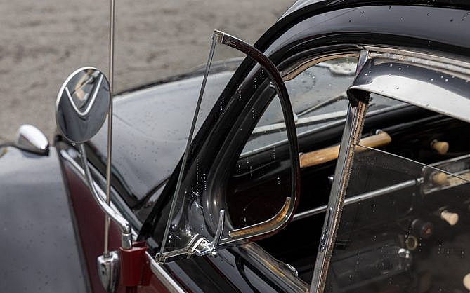 Old Car Features We Miss Today In Modern Vehicles | dubizzle