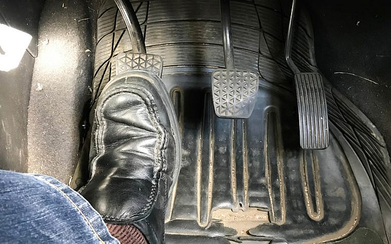 Odometer Rollback : Steps to Ensure Correct Mileage in Used Cars