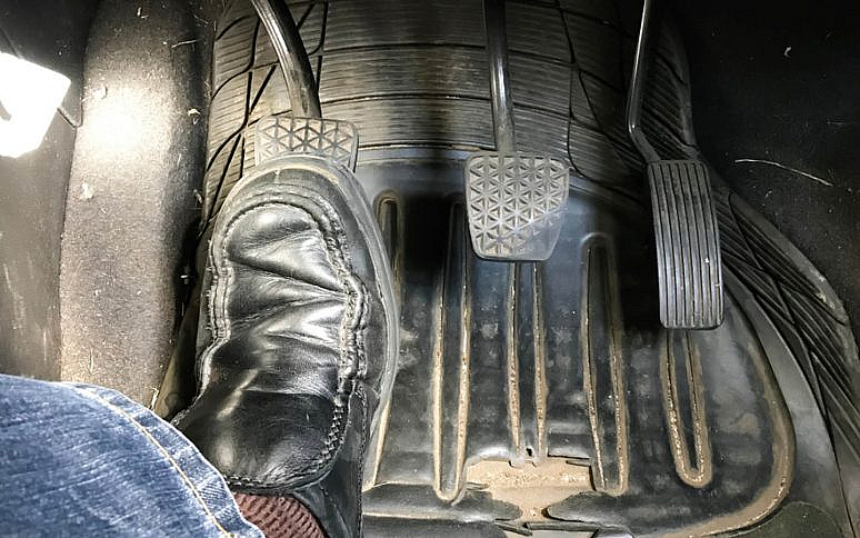 Odometer Rollback : Steps to Ensure Correct Mileage in Used Cars