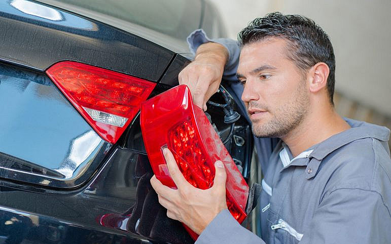 All About Vehicle Reverse Lights: Working, Costs & More | dubizzle