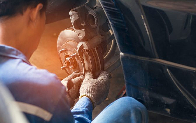 Car Brakes Overheating: Symptoms, Causes & Prevention | dubizzle