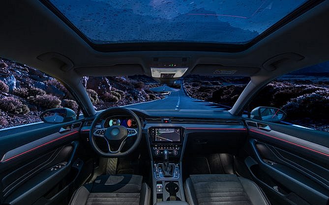 All about Electrochromic Glass Roof in Modern Cars | dubizzle