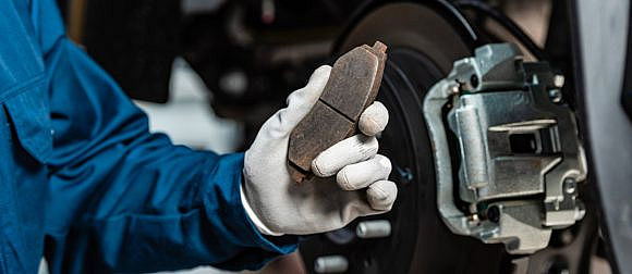 Major Signs of Bad Brake Pads: Noise, Warning Light & More | dubizzle