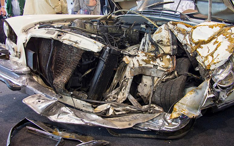 All About Old Vs Modern Car Crash Test | dubizzle