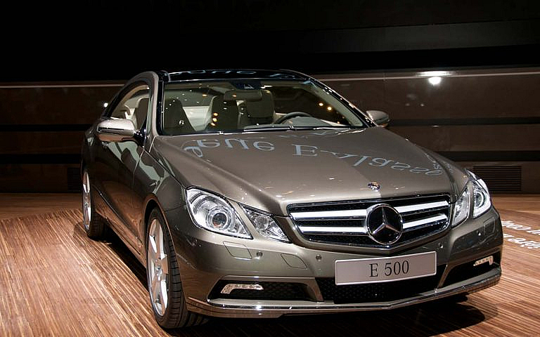 Mercedes E Class Generations, Years, Features & More | dubizzle
