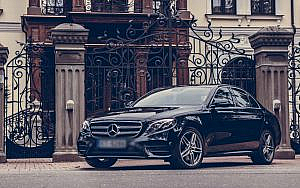 Mercedes E Class Generations, Years, Features & More | dubizzle