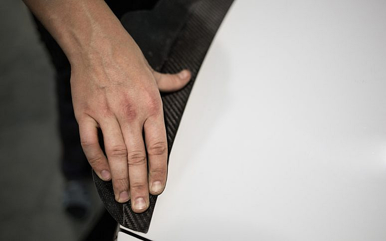 How To Install a Rear Spoiler on a Car: Method, Cost & More | dubizzle