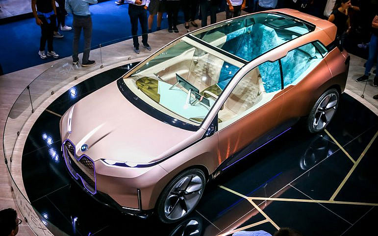 All You Need to Know About BMW Vision iNEXT Concept | dubizzle