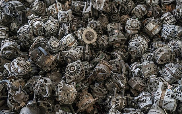 All About Recycled Car Parts - Batteries, Tyres and More | dubizzle