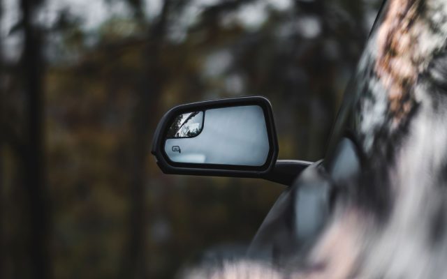 Where To Put Blind Spot Mirrors: Types, Placement & More | dubizzle