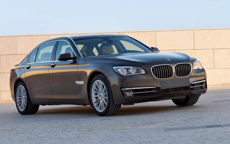 BMW 7 Series History: Generations, Evolution & More | dubizzle