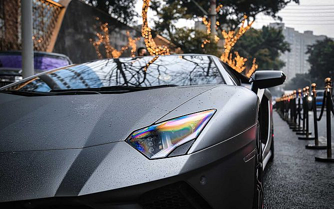 Lamborghini Aventador History: Generations, Features & More - dubizzle
