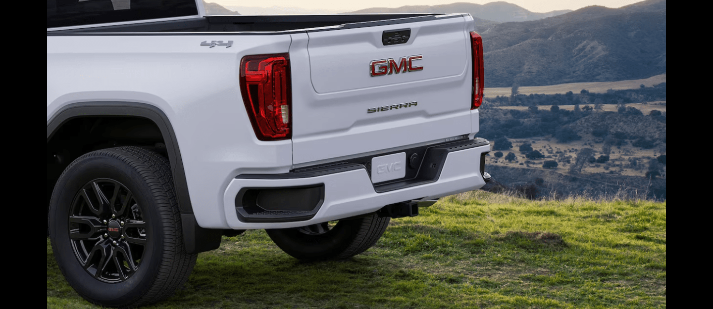 All About Pickup Truck Tailgates: Types, Features & More | dubizzle