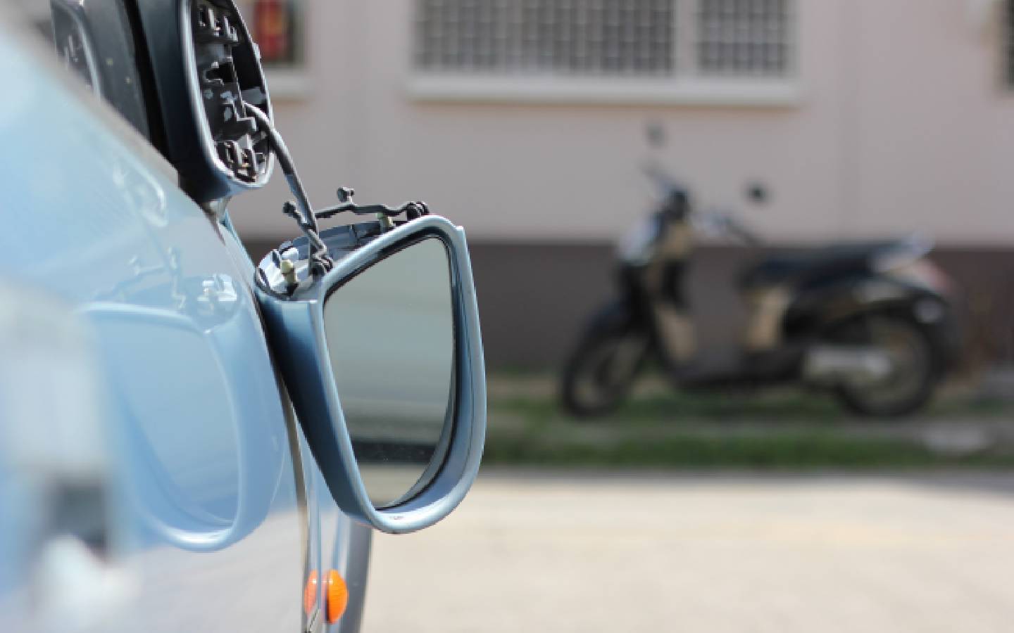 How to Replace a Side Mirror: DIY Tips & Step-by-Step Guide | dubizzle