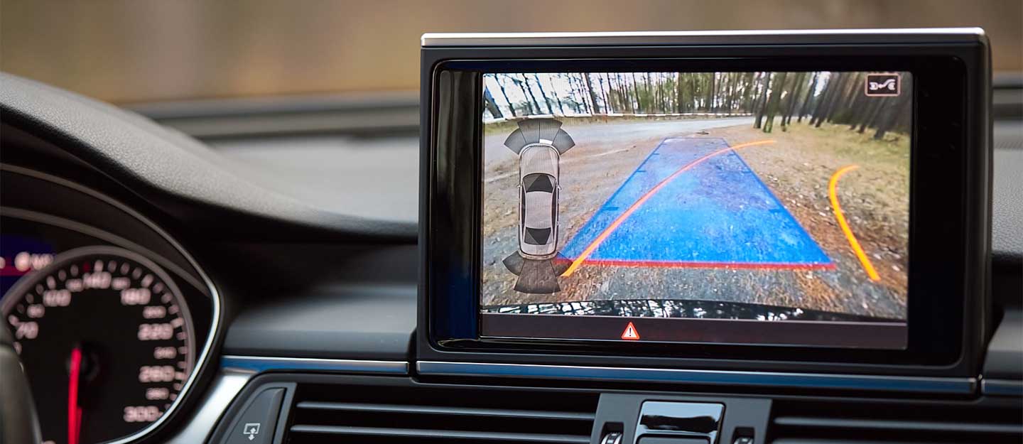 Reverse Camera Lines on Screen: Details, Importance & More | dubizzle