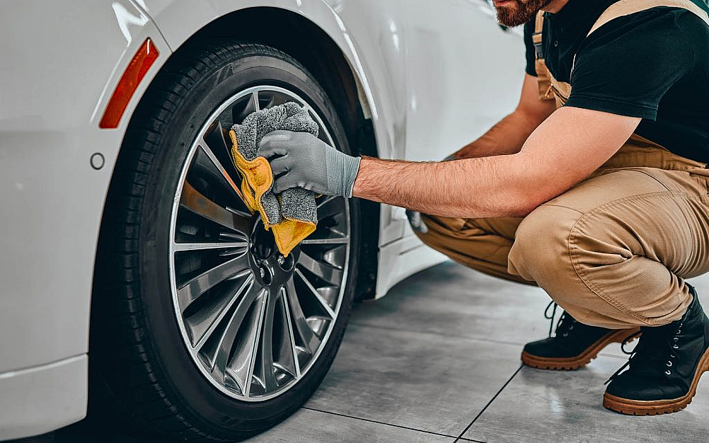 تشقق إطارات السيارة - الأسباب وكيفية تجنبها بالشكل الصحيح | دوبيزل للسيارات