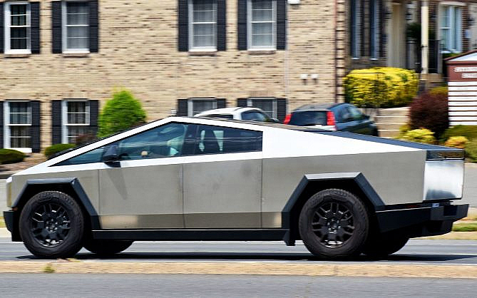 Important Details to Rent a Tesla Cyberbeast in the UAE | dubizzle