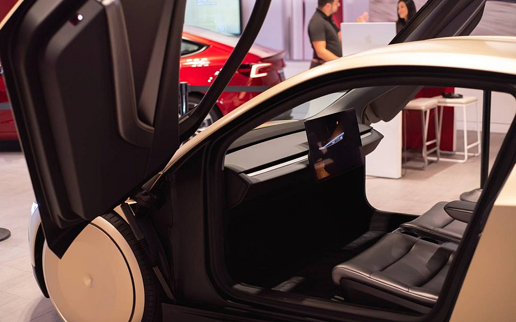 Tesla Cybercab: Specs, Features, Release Date And More | dubizzle