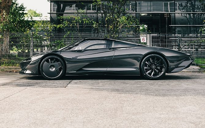 A Look at McLaren Hypercar History: From F1 to W1 | dubizzle