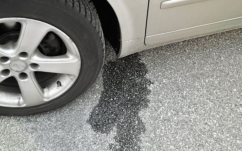 Steps to Take When Car Is Losing Coolant but There's No Leak | dubizzle