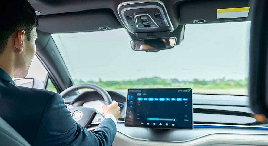 FAQs About Driving an Electric Car: Tips, Experience & More | dubizzle