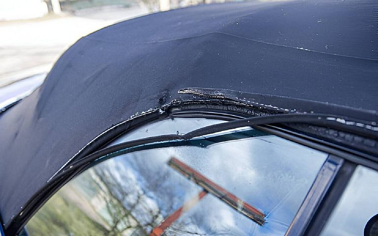 A Comprehensive List of Convertible Car's Roof Repair Tips | dubizzle