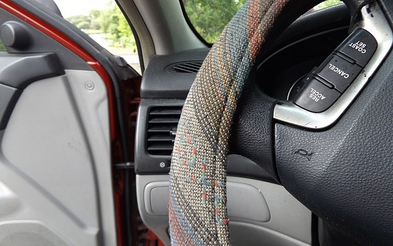 Steering Wheel Covers: Uses, Types & More | dubizzle