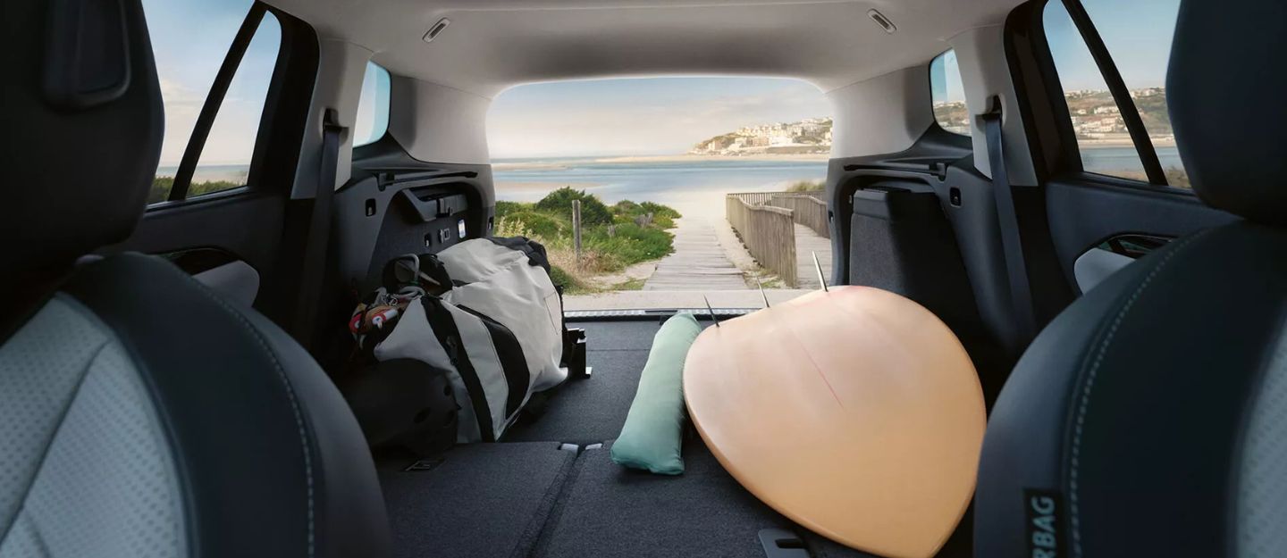 60:40 Split Seats: Working, Pros, Cons & More | dubizzle