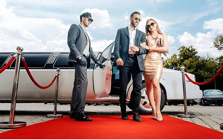 The Different Limousine Types: Stretch, SUV and More | dubizzle