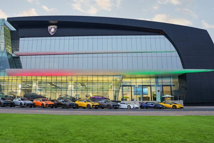 Ultimate Motors Lamborghini: dubizzle’s Dealership of the Month in UAE