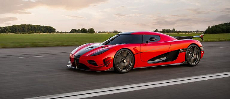 A Timeline of the World’s Fastest Cars Since 1949 | dubizzle