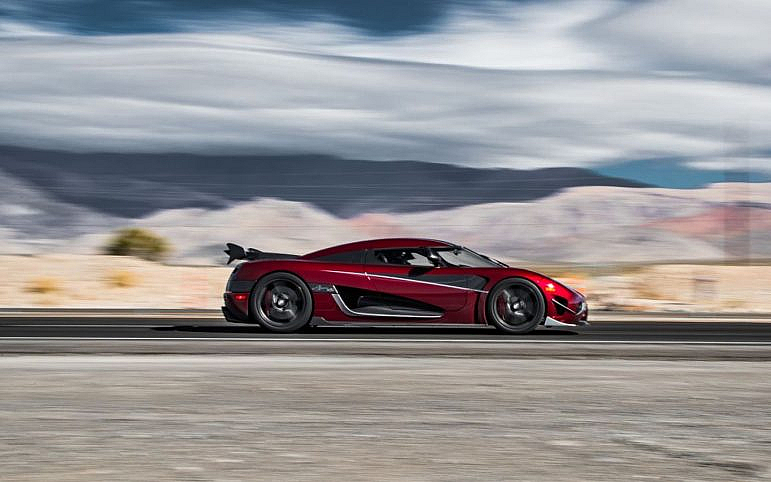 A Timeline of the World’s Fastest Cars Since 1949 | dubizzle