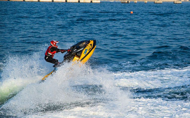 All About Jet Ski Rules and Regulations in Dubai | dubizzle