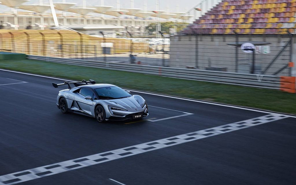 BYD Yangwang U9 Facts That Leave Everyone in Awe | dubizzle