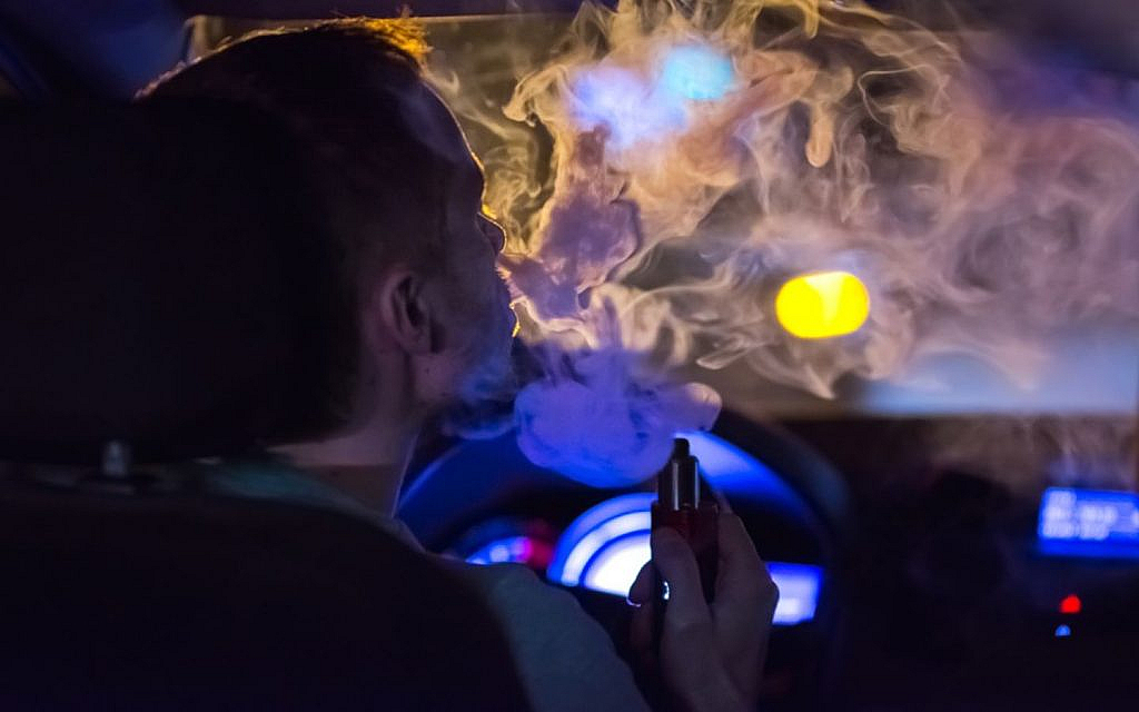 Vaping While Driving in the UAE: Laws, Risks & More | dubizzle